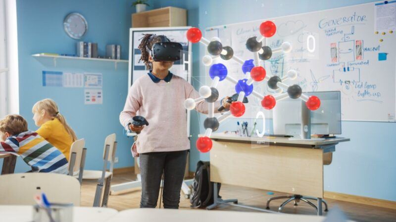 Augmented Reality In The Classroom – starkidslearn.com