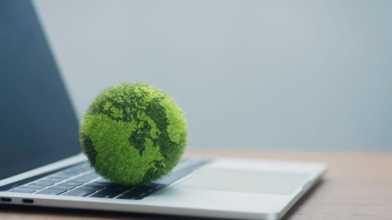 eLearning and sustainability: how to reduce your carbon footprint - Blog.nidoproject.com